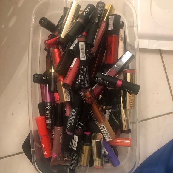 Makeup | Over 10 Lip Sticks | Poshmark